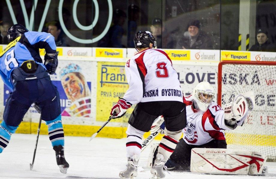 Bystrická juniorka opäť prehrala, ale zostala lídrom súťaže