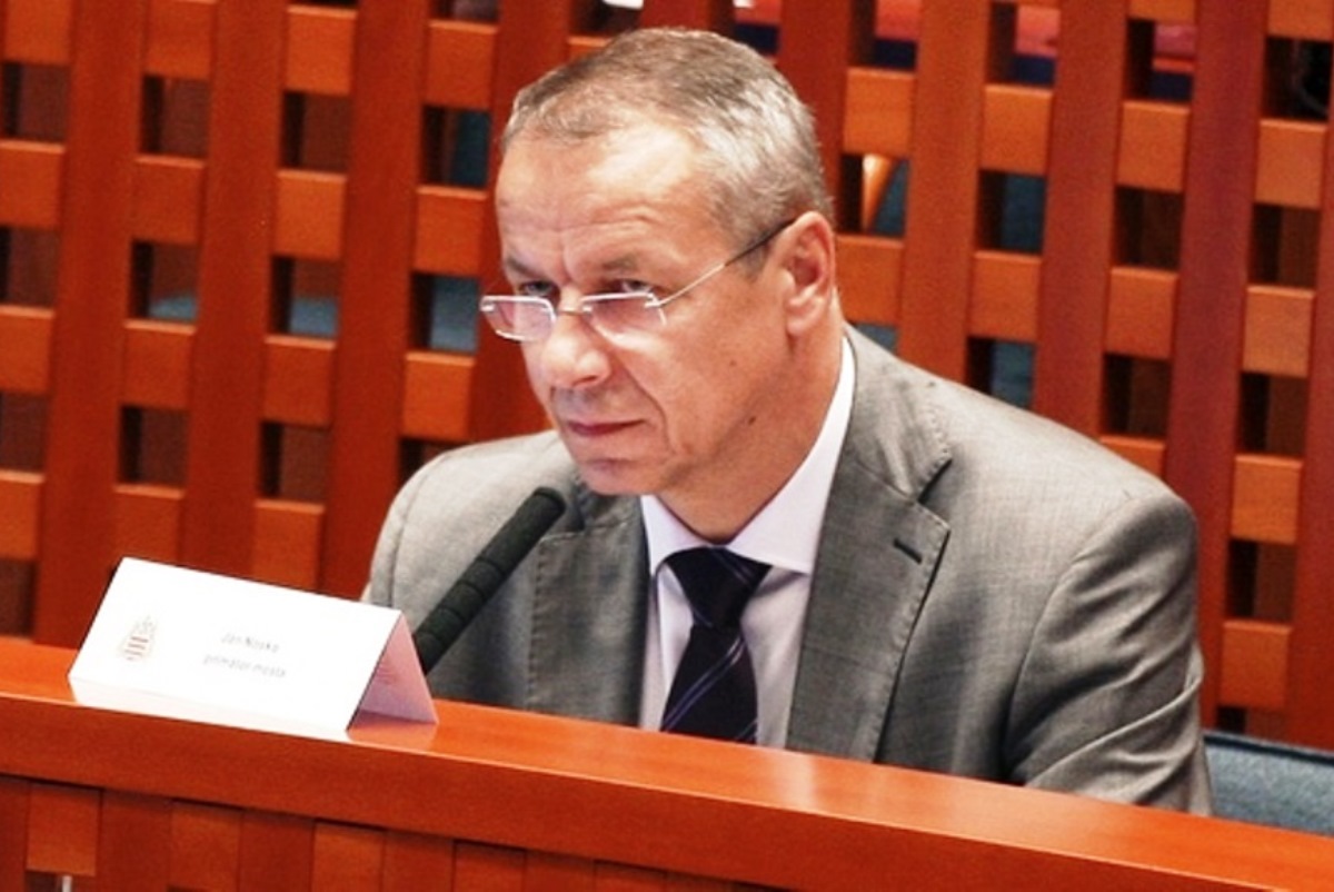 Od januára po racionálnom zlúčení s BPM funguje už len MBB a.s.