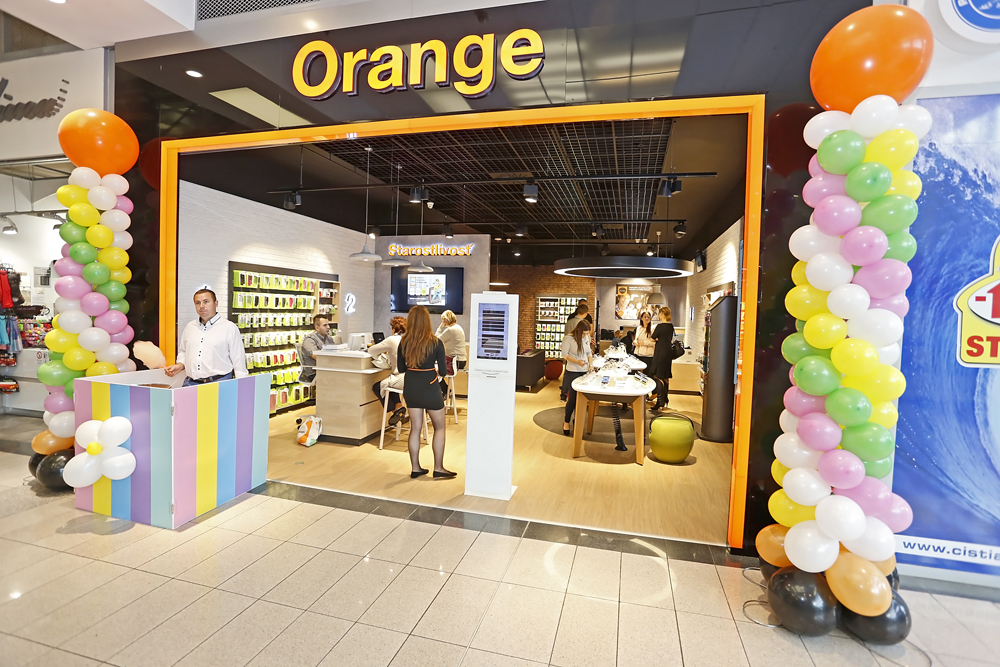 Orange otvoril novú inšpiratívnu predajňu v bystrickej Europe