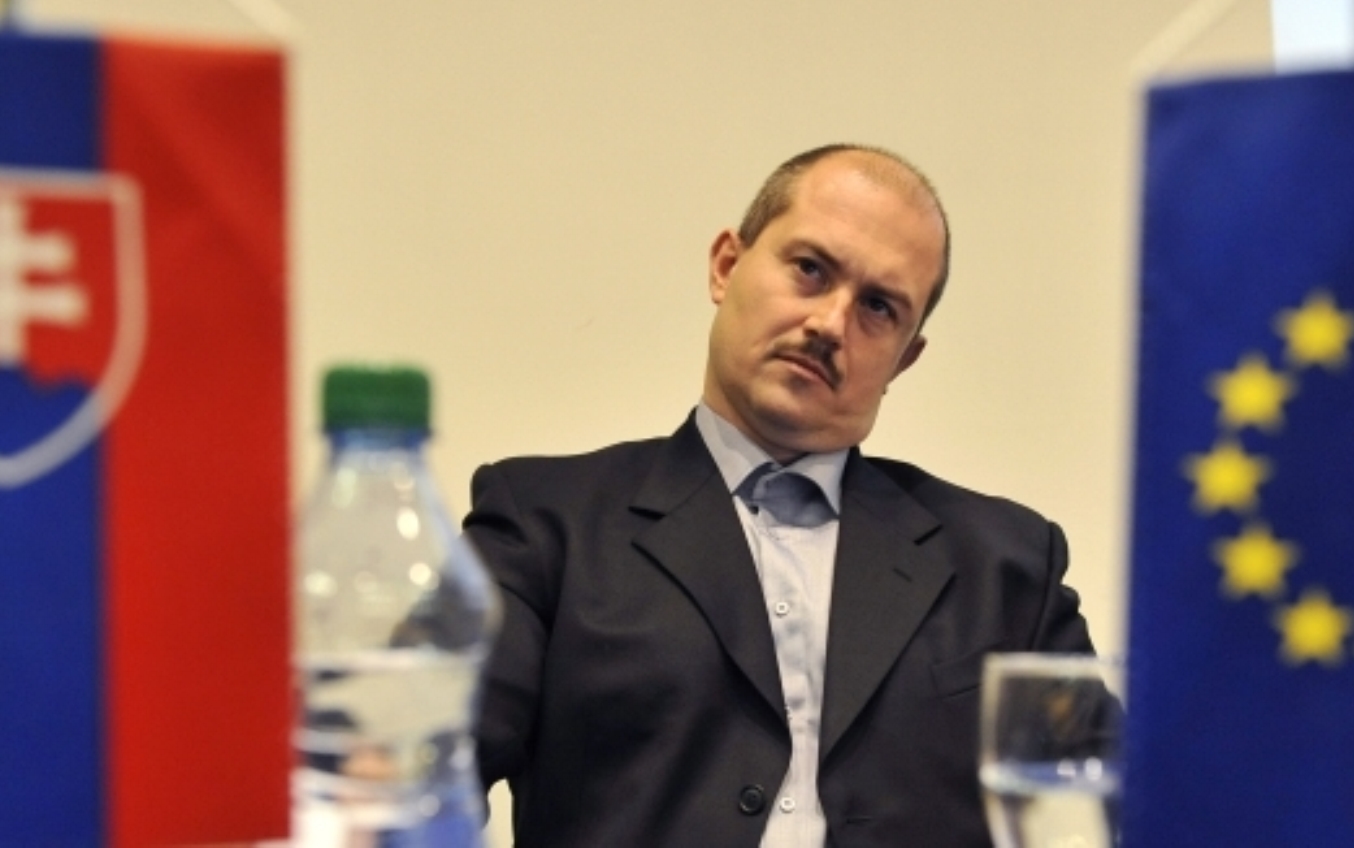 Zvíťazí v Banskej Bystrici pri výbere spoločného kandidáta na župana ...