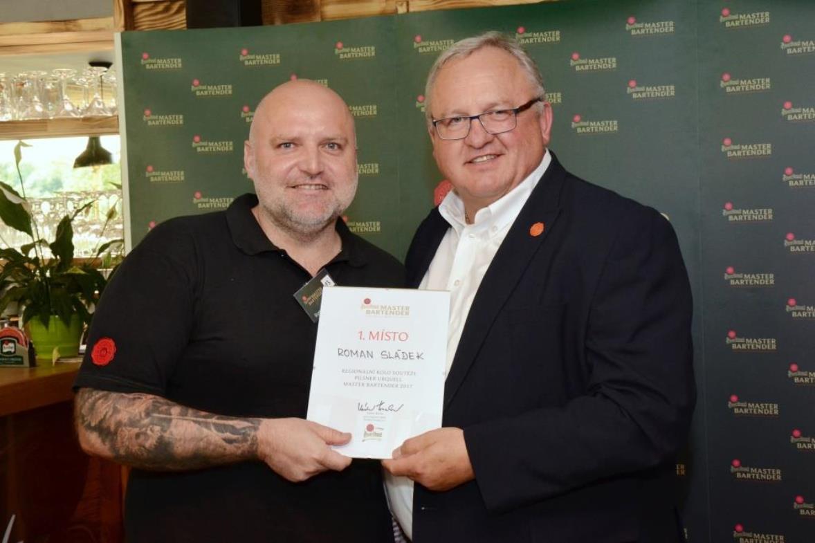 Do finále 10. ročníka Pilsner Urquell Master Bartender postúpil Roman ...