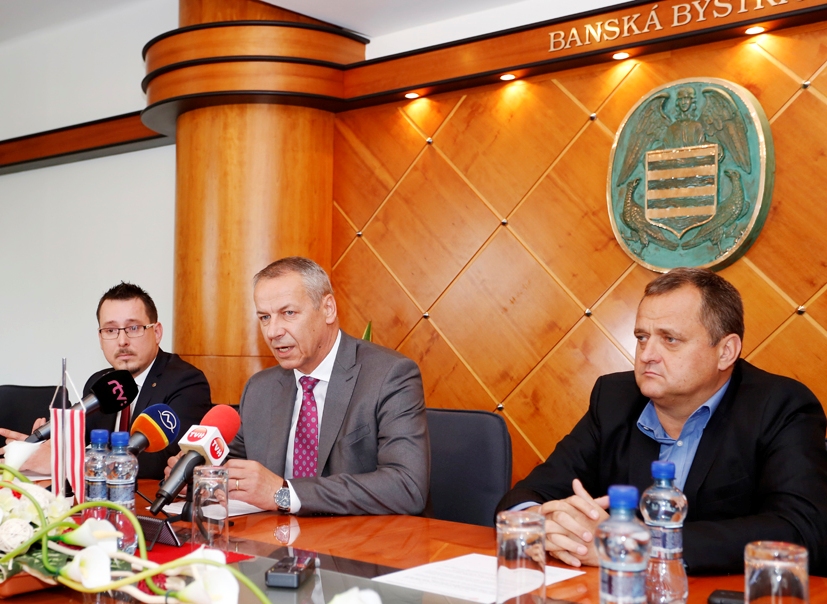 Mesto pokračuje v obnove športovísk základných škôl