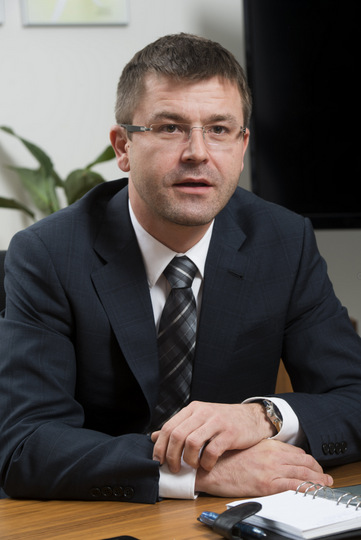 Stredoslovenskí energetici darovali rúška domovom sociálnych služieb v BBSK