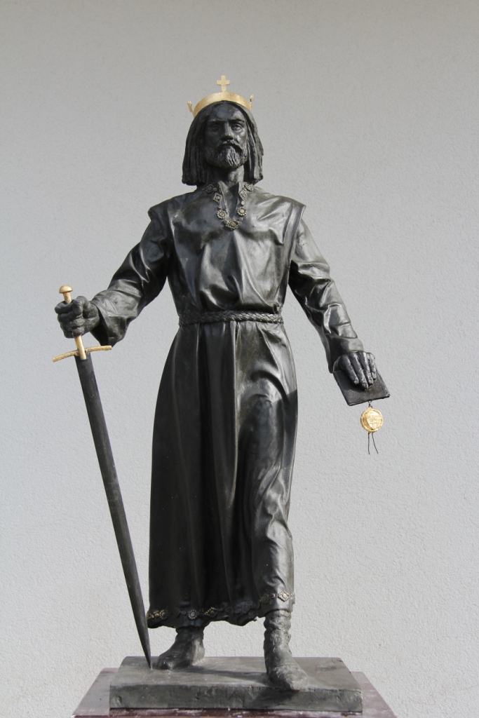 Jozef Ďuriančík: Uhorský kráľ Belo IV. (1235 - 1270) je spojený s ...