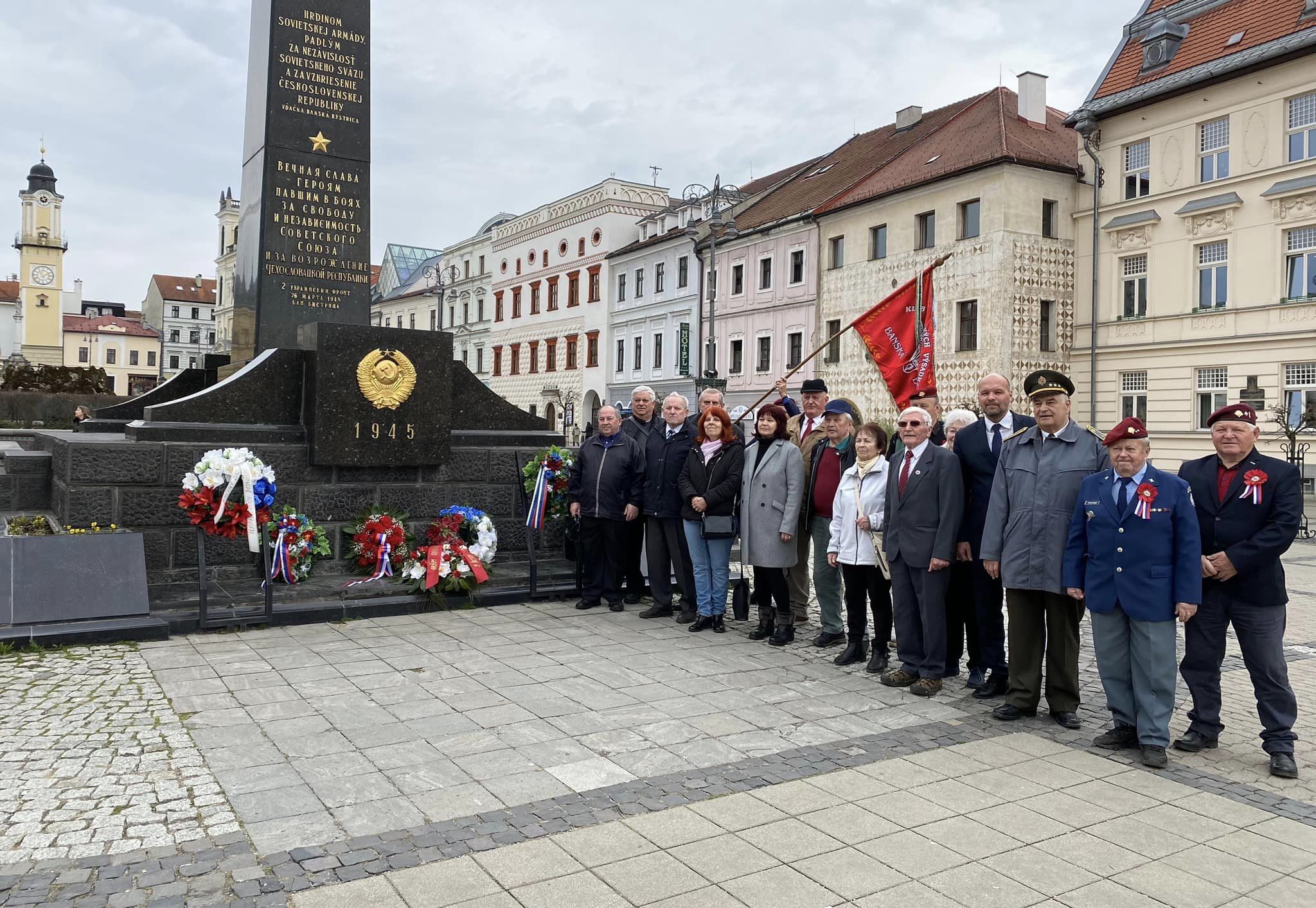 V komornom duchu sme si pripomenuli 78. výročie oslobodenia Banskej Bystrice