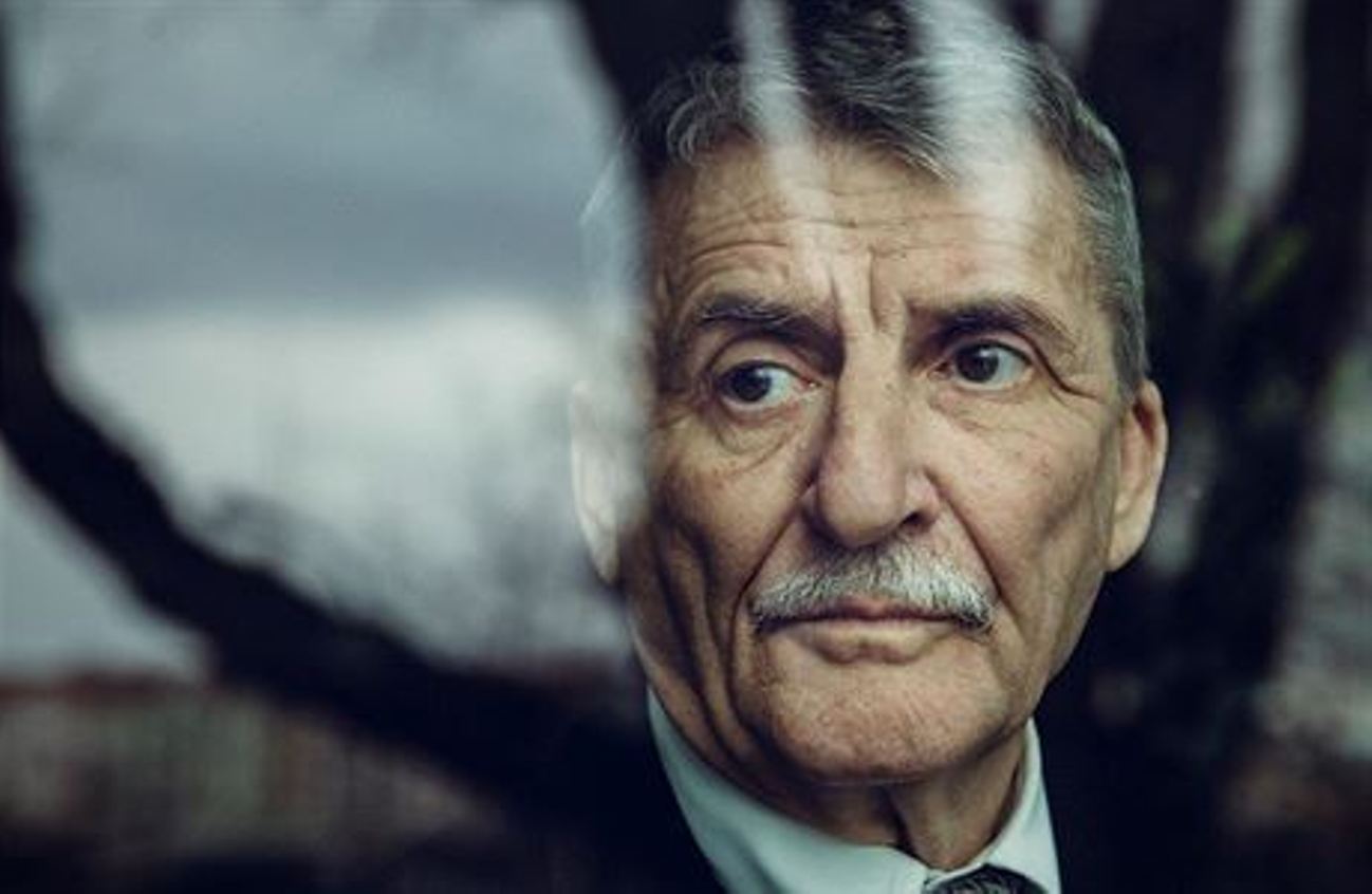 Posledný októbrový deň hrá Martin Huba monodrámu Kontrabas v ...