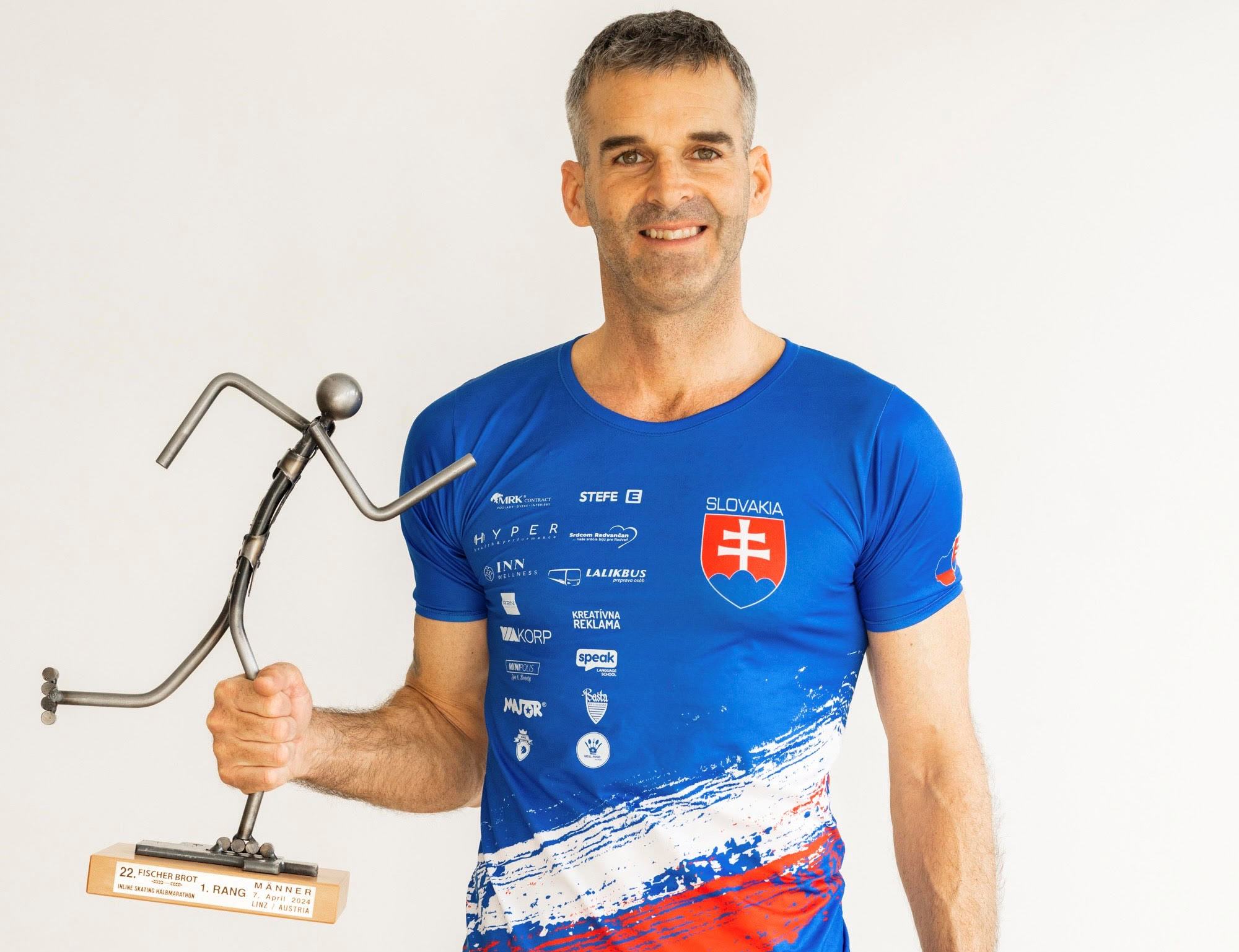 Skvelý slovenský inline korčuliar Pavol Dzurák z Banskej Bystrice ...